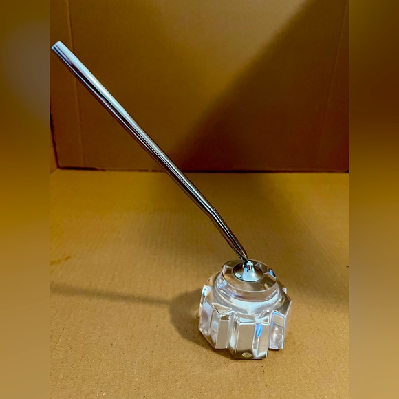 Orrefors Kostaboda | Office | Vtg Orrefors Sweden Crystal Pyramid ...